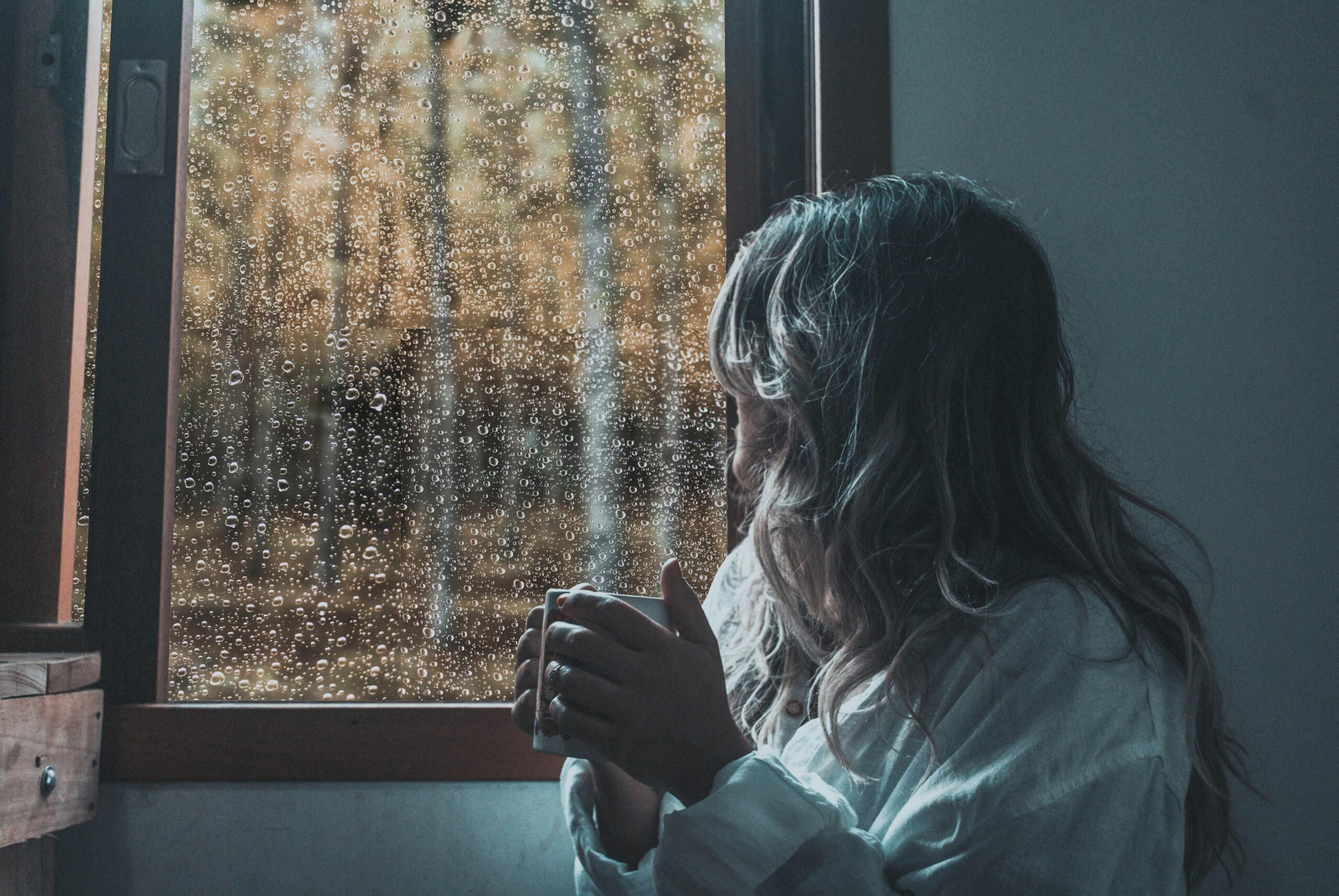 Why Rain Smells Good: The Petrichor Science - whysphere.com